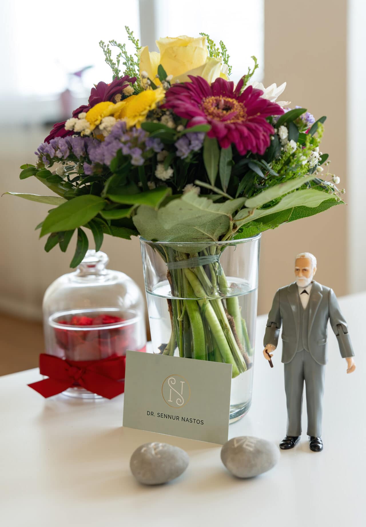 Dr. Sennur Nastos | Fachärztliche Psychotherapeutin in Bochum